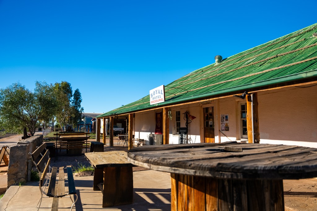 Gallery – Bedourie Hotel